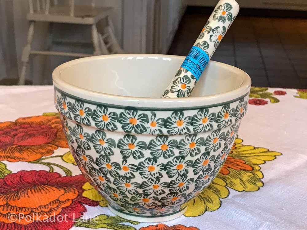 Green Daisy Pestle and Mortar - Polkadot Lane